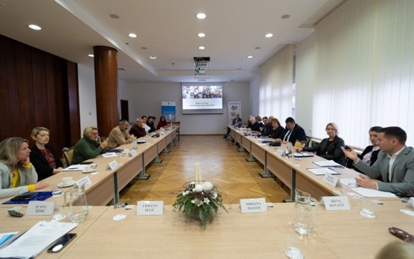 Ministarstvo pravosuđa i uprave Republike Hrvatske - Okrugli stol o ...